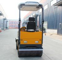 China 560mm Drum Diameter 2 Ton Compact Hydraulic Double Smooth Drum Vibratory Road Roller for sale