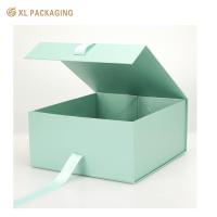 China Custom Foldable Magnetic Closure Gift Box with Eco-friendly Durable Greyboard Construction and Customizable Size for sale