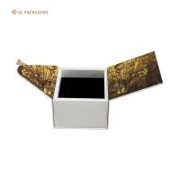 China Eco-friendly Magnetic Gift Box with Metal Brand Logo and Customized Size for Luxury Cosmetic Packaging for sale