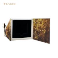 China Eco-friendly Magnetic Gift Box with Metal Brand Logo and Customized Size for Luxury Cosmetic Packaging for sale