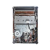 China 28L Tankless Outdoor Gas Water Heater with 52kW Heat Load and Low NOx Emissions for Wall Mounted Installation for sale