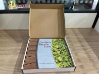 China book,round spine book,slipcase book,kids book,printing book,casebound book for sale