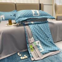 China Solid Pattern 300TC Luxury Bamboo Bedding Set for Customization and Comfortable Sleep for sale