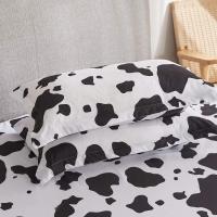 China Full Size Cow Sheet Set 4PCS 1800 Thread Count Black White Cow Sheets with Deep Pockets for sale