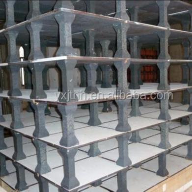China High Temperature Black Kiln Sic Plates Smooth With 2.75g/Cm3 And Good Chemical Resistance for sale