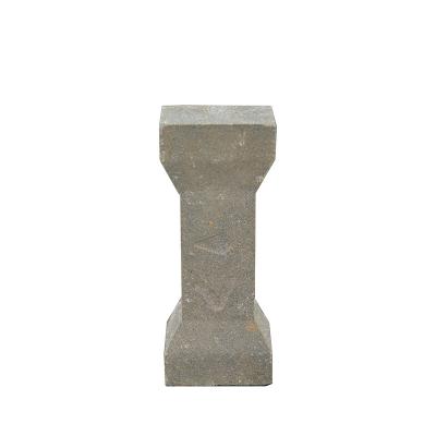 China Temperature Resistant Silicon Carbide Kiln Brick Posts Apparent Porosity 7-8% Max Temp 1450℃ for sale
