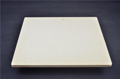 China Low Expansion Cordierite Kiln Shelves Refractory Grooved Batts 400 * 350 * 15mm for sale