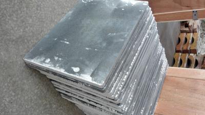China Thermal Shock Resistance Silicon Carbide Kiln Shelves Slab Black Color for sale