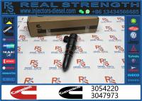 China Cummins original 3054220 Fuel Injector Nozzle for NTA855 NT855 KTA19 QSK19 Diesel Engine Common Rail Injector Replacement for OEM 3053124 207588 original new injector for sale