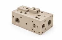 China Smooth PEEK Hydraulic Manifold Block CNC Machined High Performance Engineering Plastic Valve Block for sale