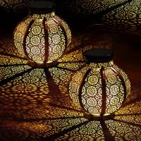 China 3500K Large Outdoor Solar Lanterns Metal Retro Hanging Solar Lamp for sale