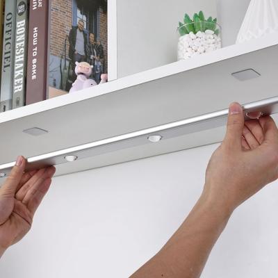 China 20cm 30cm 40cm 60cm Ultra Thin LED Light Wireless USB Rechargeable for sale