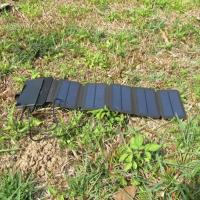 China 10W Foldable Solar Panel 5V 2.1A USB Output Devices For Smartphones for sale