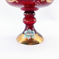 China OEM ODM Red Glass Fruit Bowls Unique Lightweight Piled Flower Pattern for sale