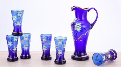 China Glass Jug Set featuring ergonomic handles and spouts suitable for juice water service in food service industry for sale