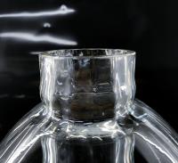 China Modern Style Premium Glass Vase with 76mm Mouth Outer Diameter for Elegant Floral Displays for sale