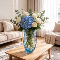 China Durable Glass Vase with 100mm Bottom Diameter Made from Lead-free Crystal Glass and Handmade Craftsmanship for Elegant Tabletop Decor for sale