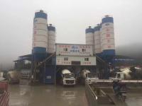 China Portable HZS50 Cement Concrete Mixer Plant With Cement Silo for sale