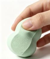 China Hexagonal Gourd Beauty Sponge 40mm*60mm Flawless Makeup Sponge for sale