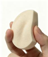 China 3mm Latex Makeup Sponge Semicircle High Density Makeup Sponge for sale