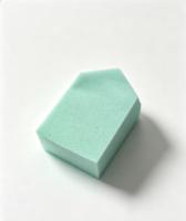 China SBR Synthetic Latex Makeup Sponges 3D House Shaped Beauty Sponge for sale