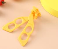 China Children's Vegetable Scissors Crushing Clip Food Noodle Scissors Baby Food Scissors for sale