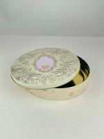China Custom Emboss Round Tin Box for Cookie Biscuit Gold Metallic Silver Color for sale