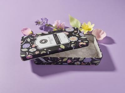 China Vibrant Floral Customized Rectangular Tin Box with Beautiful Botanical Design for Candy, Chocolate, Cookie with Inner Printing for sale