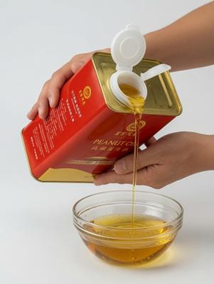 China DADI Olive Oil Packaging Small Size 150ml 250ml 350ml Small Oil Tin Can for sale