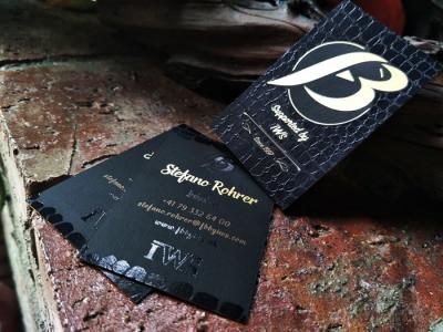 China 700gsm Gold Foil Stamped Business Cards Personalised Design For Promotional for sale