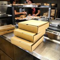 China High Quality Kraft Paper Takeaway Pizza Box Customized Logo Printing for Food Packaging for sale