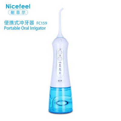 China Cordless Water Flosser 800-1200ml/min Rechargeable Oral Irrigator 1000ml Tank 3 Nozzles for sale
