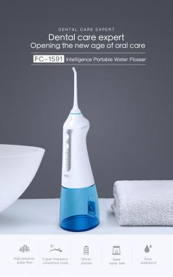 China 1400mAh IPX7 Waterproof Shower Oral Irrigator 200ml Water Tank Portable Water Flosser for sale