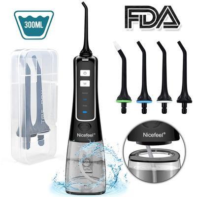 China 0.8mm Cordless Water Flosser Handheld Oral Irrigator 200ml Detachable Tank 1400-1800 Pulse/min for sale