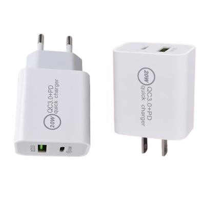 China 5V 4A QC3.0 Dual USB Plug Adapter PD 20W Quick Charge Plug for sale