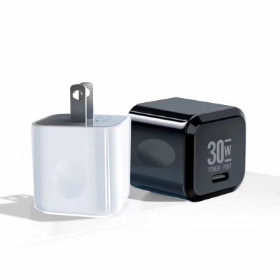 China High Efficiency Ice Cube USB C Travel Adapter Overload Protection for sale