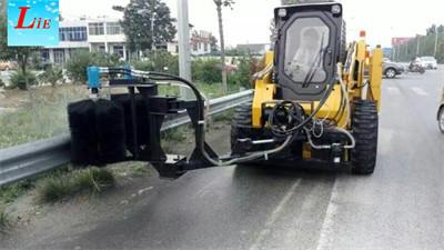 China Port guardrail cleaning machine for skid steer loader skid steer attachments for sale