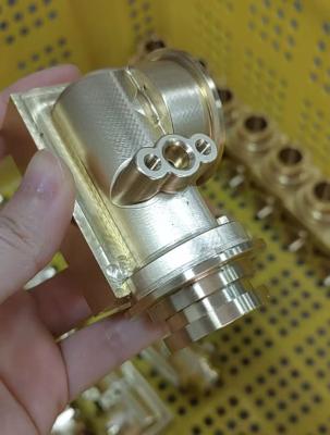 China CNC Machining Expert Brass Valve Body with Multi-Directional Intersecting Holes and Stepped Sealing Faces for sale