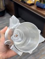 China 5-Axis CNC Machined Aluminum Electronic Water Pump Housing with Multi-Step Concentric Ring Sealing and Deep Cavity Machining for sale