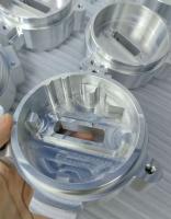 China Precision CNC Machined Aluminum Multi-Cavity Housing with Irregular Mounting Ears and Deep-Shallow Cavity Composite for sale
