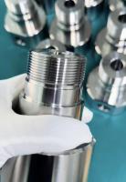 China Stainless Steel High-Pressure 3-Way Valve Block with Turn-Mill Composite Machining for sale