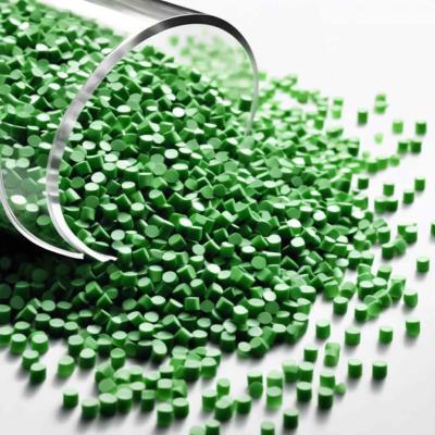 China FDA Approved Green Color Concentrate Masterbatch with 30-70% Biobased Content and 15-60μm Particle Size for Plastic Manufacturing for sale