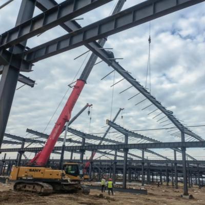 China Modern Pre Engineered Steel Building Structure , Logistics Park Prefabricated Steel Warehouse for sale