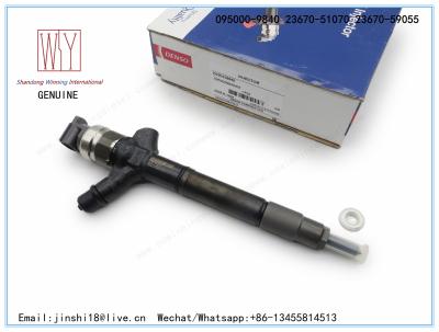 China DENSO GENUINE AND BRAND NEW DIESEL COMMON RAIL FUEL INJECTOR 095000-9840 FOR LAND CRUISER 200 V8 1VD-FTV 23670-51070, 23 for sale