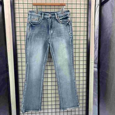 China Comfort Medium Wash Straight Leg Denim Jeans Full Length With Heavy Stitch Top Stitch for sale