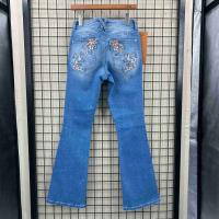 China Casual Style Bootcut Denim Jeans With Embroidery , Private Label Cotton Selvage Denim Jeans for sale