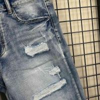 China Ripped Streetwear Denim Jeans Regular Fit / Relaxed Fit Casual Jean Shorts for sale