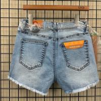 China Relaxed Summer Style Frayed Hem Denim Shorts Mid Rise Light Blue Denim Wash for sale
