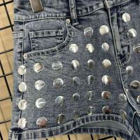 China Women's Light Blue Denim Shorts Low Rise Relaxed Summer Style Denim Short Shorts for sale