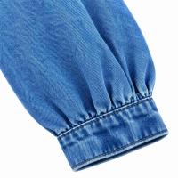 China Women's Oversized Light Wash Denim Jacket – Relaxed Vintage Streetwear Morden, Urban Style for Wholesale and Support OEM / ODM, Private Labeling. for sale